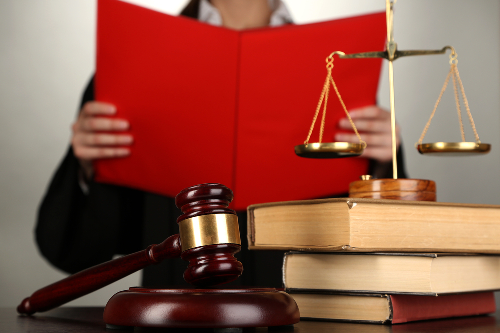 Veja como enfrentar os obstáculos e concluir a graduação em Direito